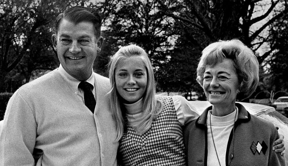 ¿Qué le ha pasado a Sybil Shepherd a lo largo de los años? – FBClic.com