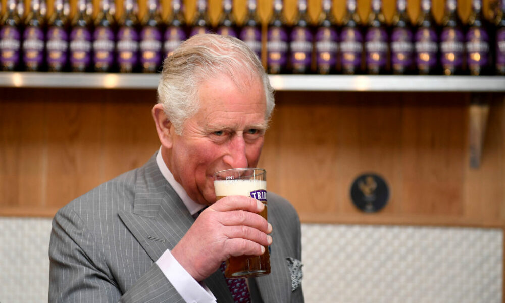 ¿Qué sucede cuando muere el rey Carlos III? – FBClic.com